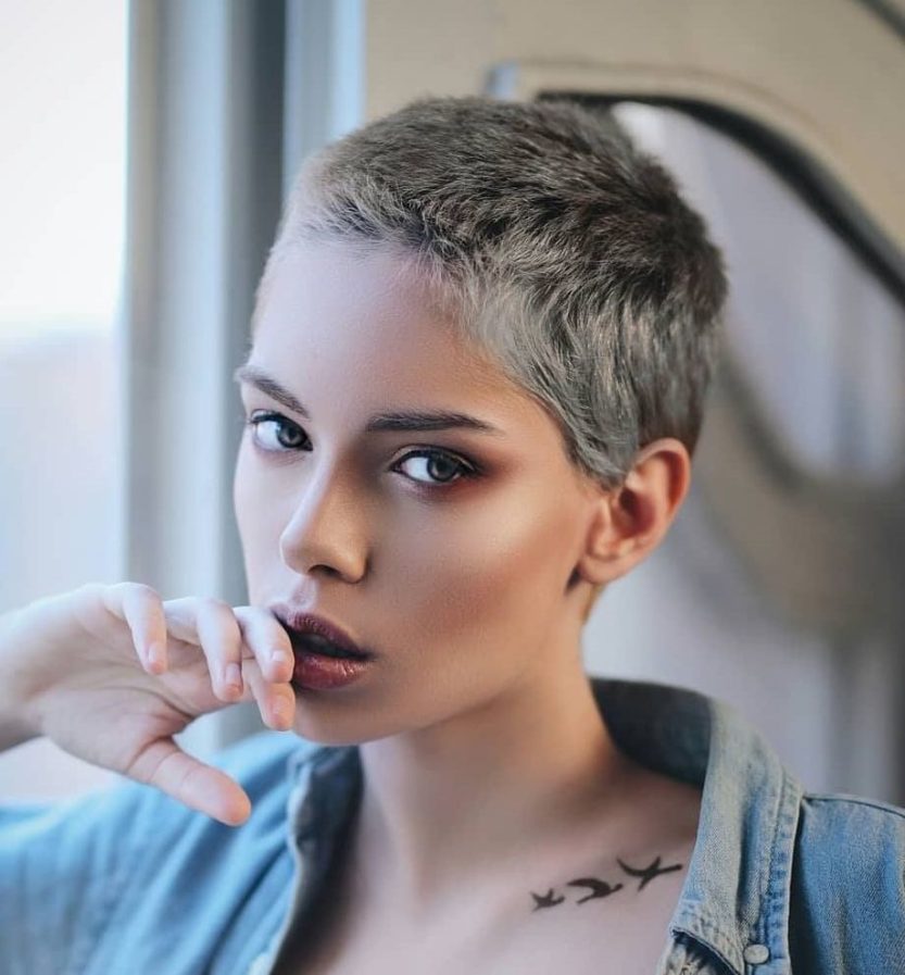 25 tagli di capelli cortissimi con ciuffo e colorati tra cui scegliere ...